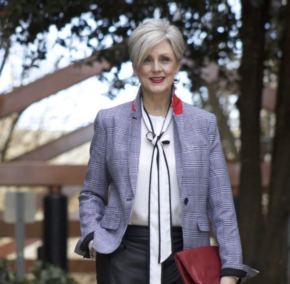60 de los mejores outfits de Beth Djalali - Blog de Mary