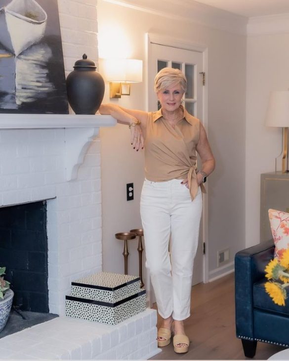 Beth Djalali sus Outfits a los 64 Años - Blog de Mary
